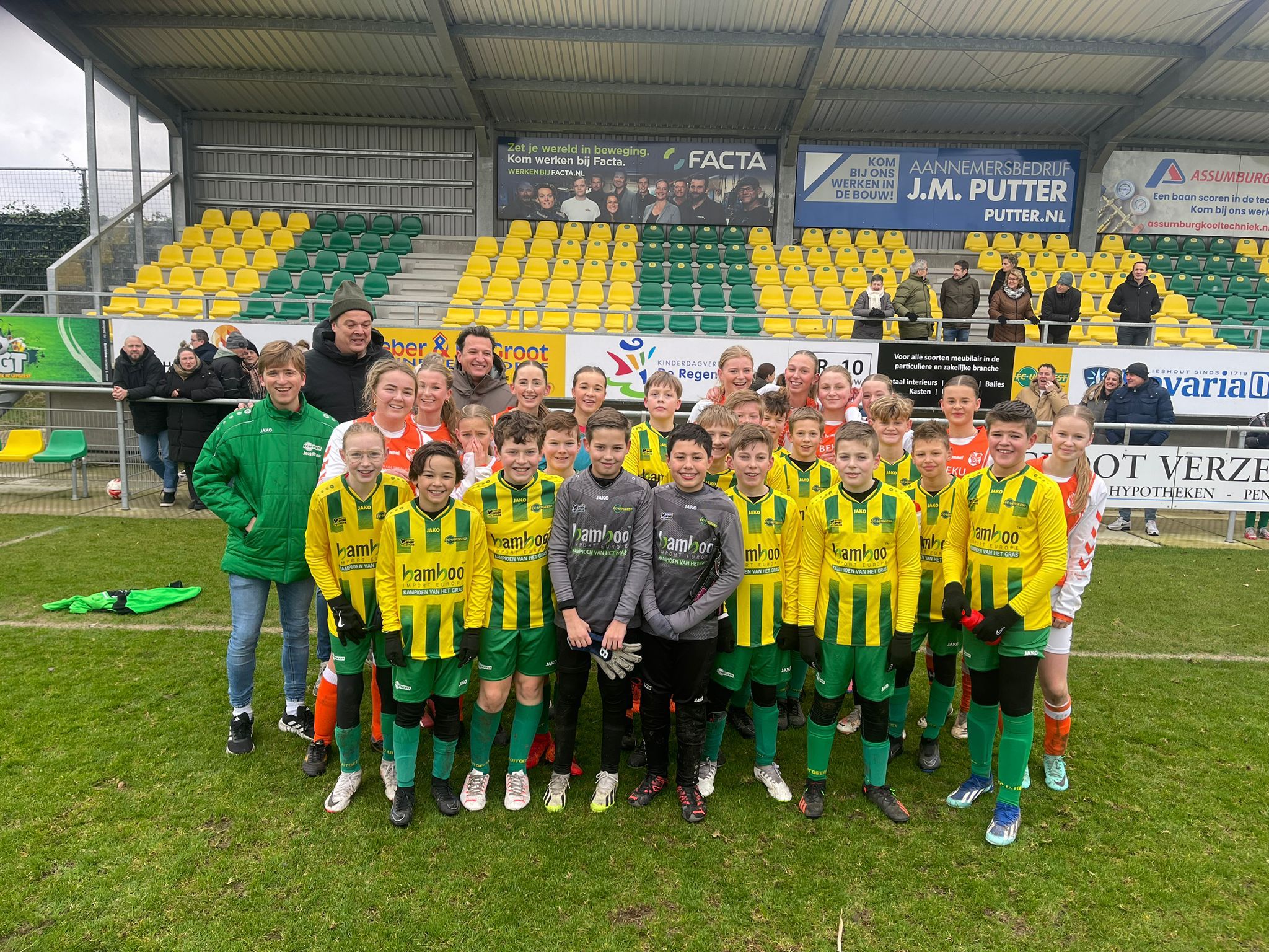 Broeder-/zustertwist | FC Uitgeest