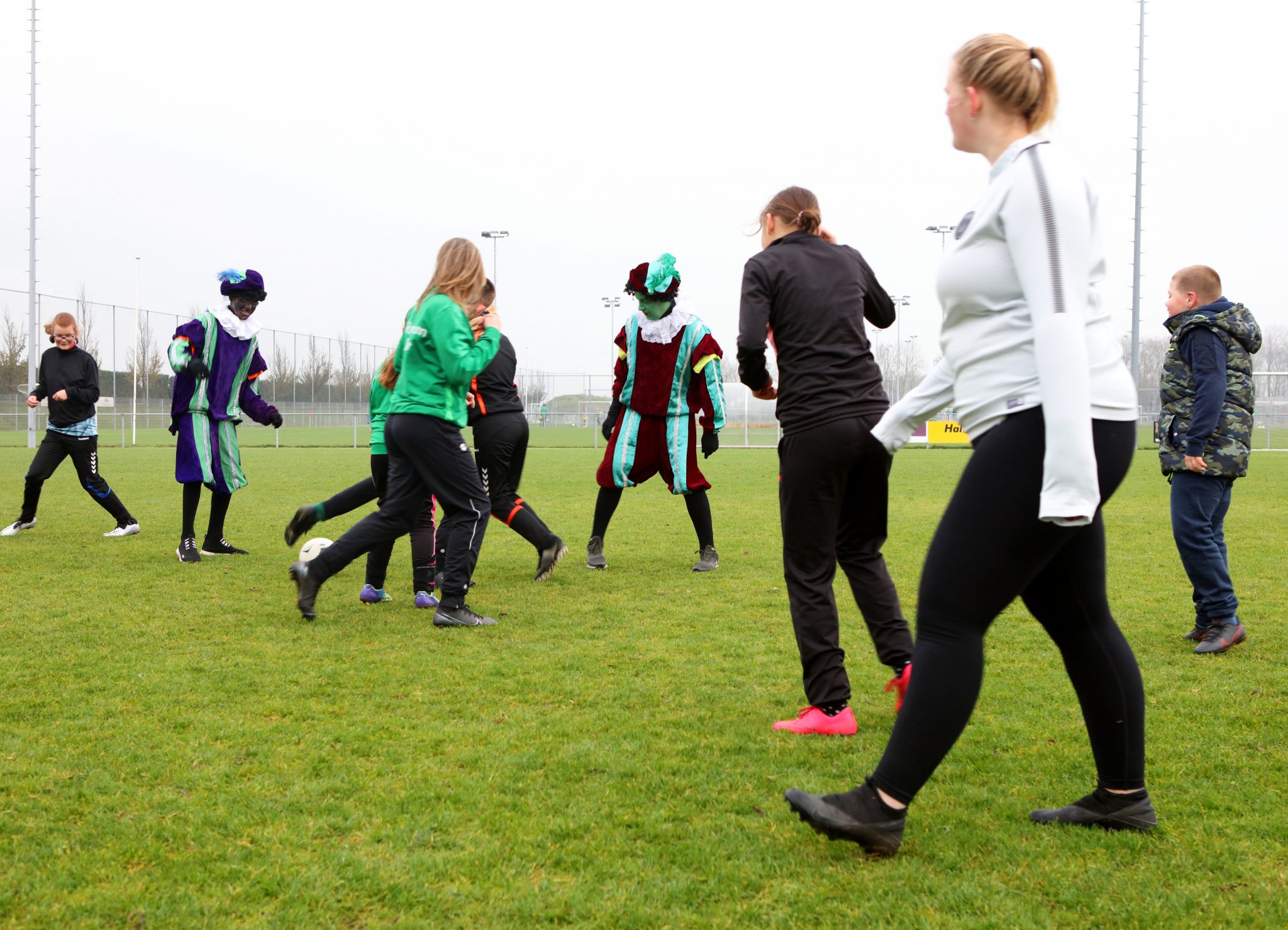 Pietenbezoek bij FC Uitgeest | FC Uitgeest